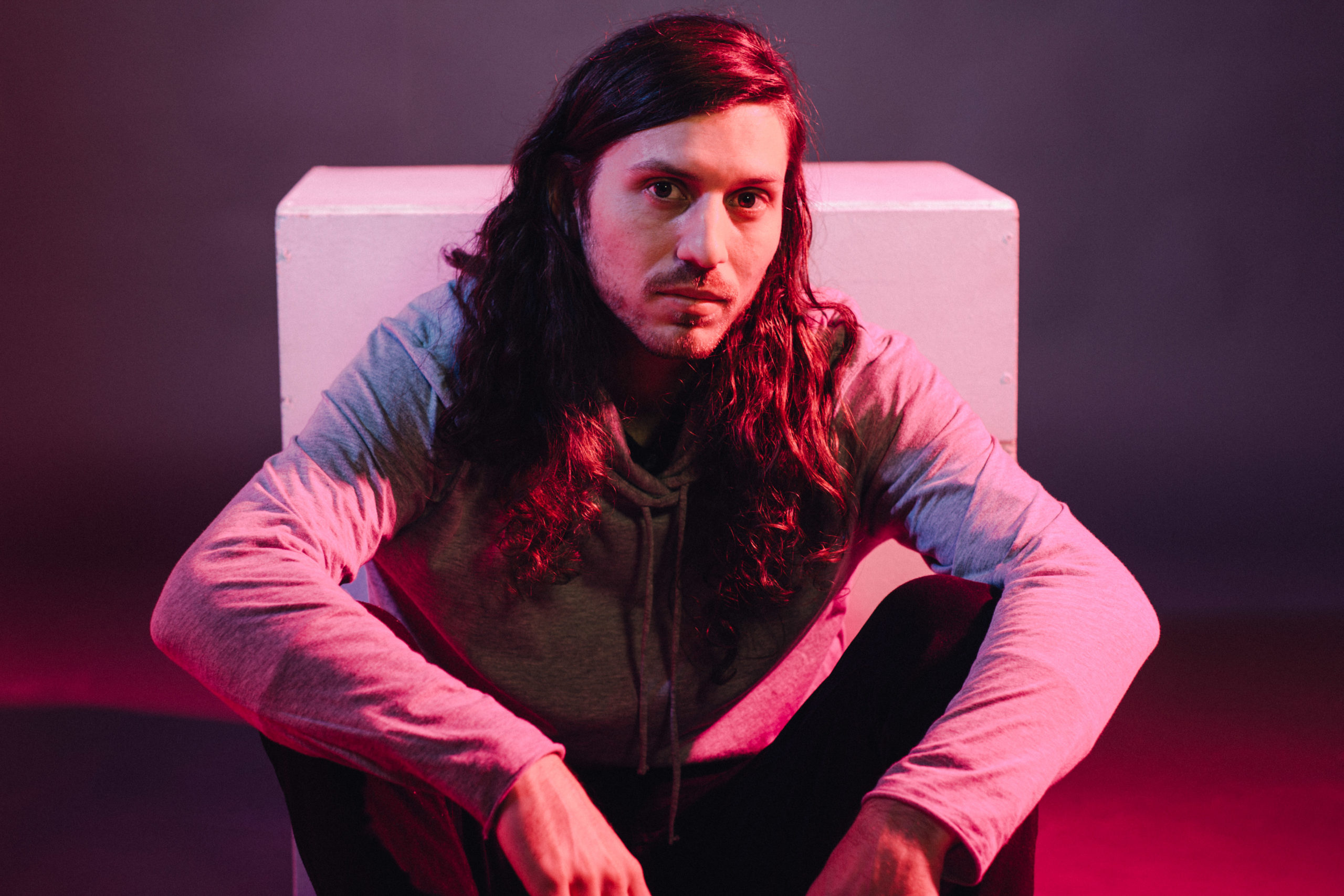 Breakthrough Pop Artist Michael Graff Stashes Good Times In Nostalgic ...