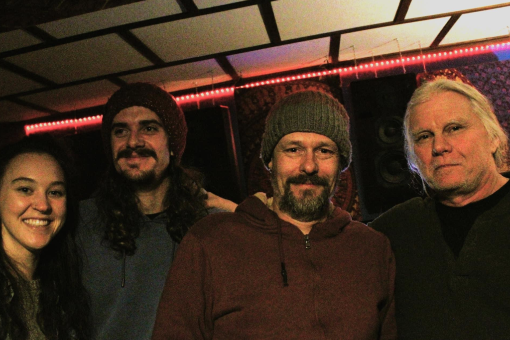 Alt.Rockers Friendly Giants Releases Haunting Call To The Past With ...