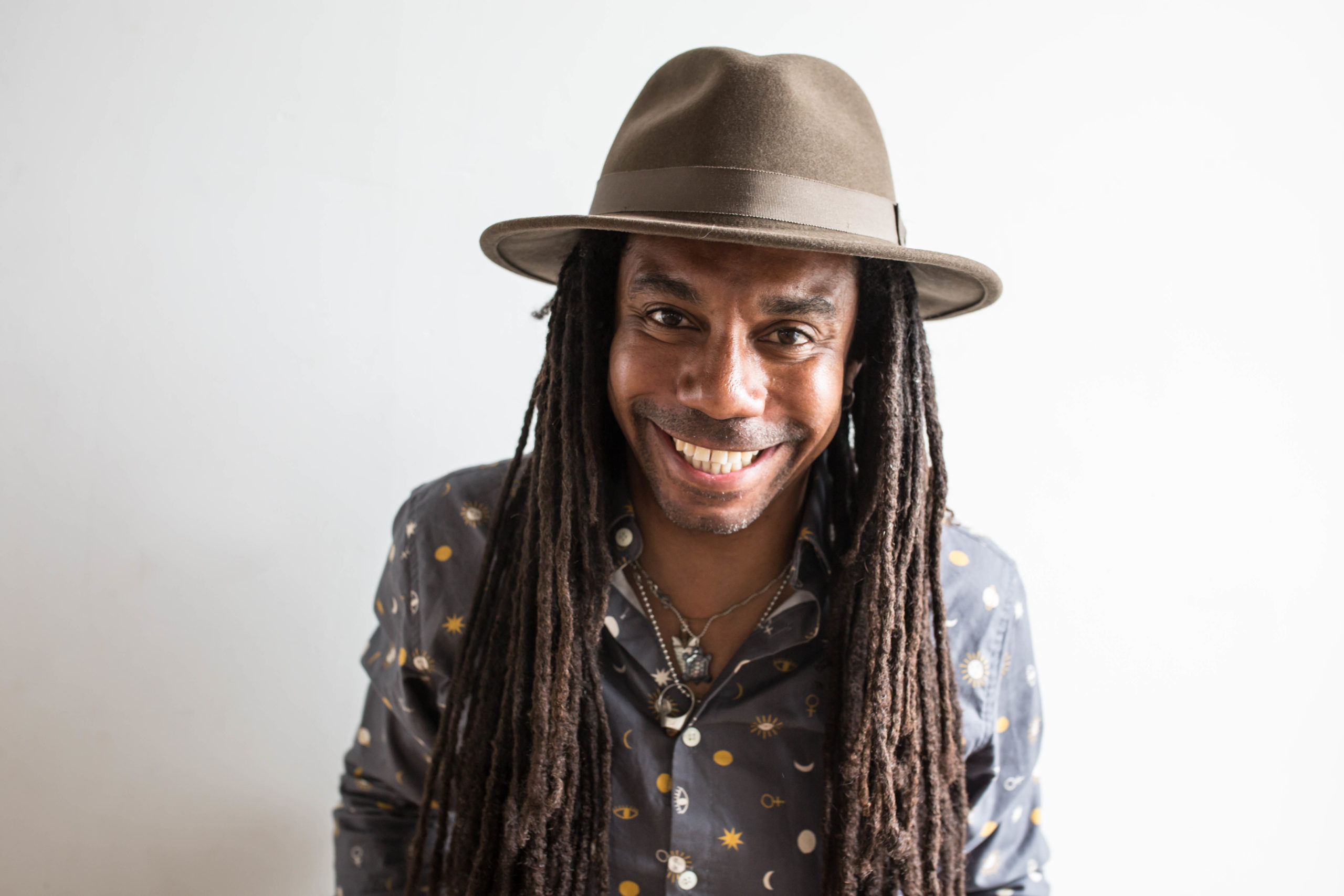 An Appreciation Of Julian Taylor’s Beyond The Reservoir - Record World